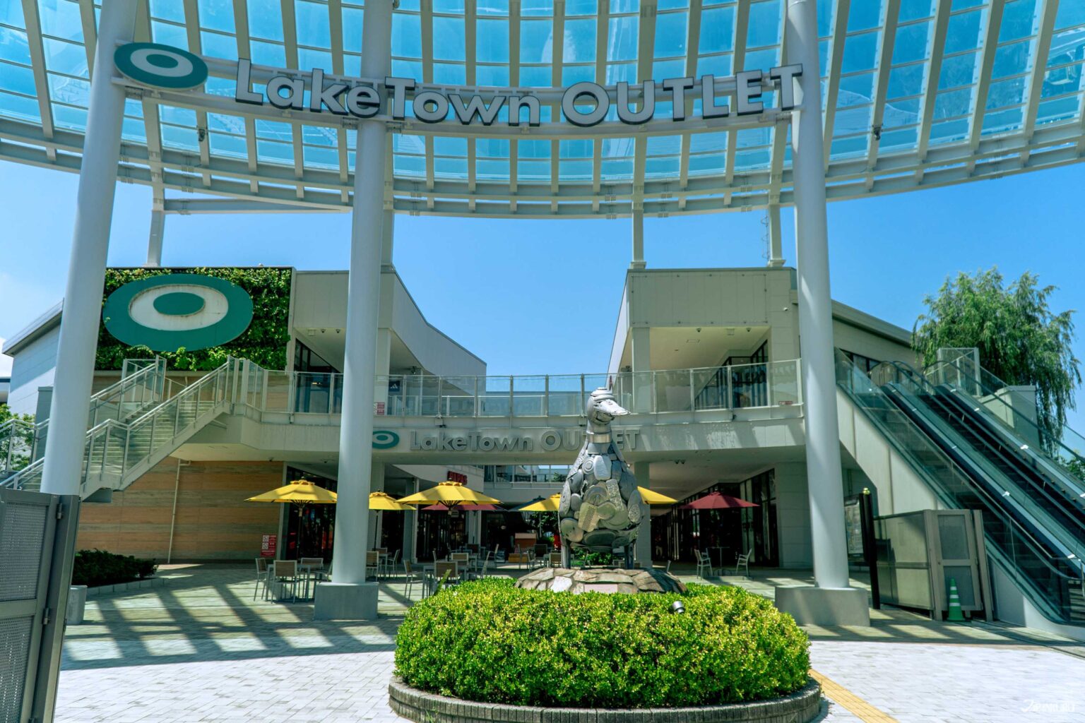 Visit the Biggest Mall in Japan Just Outside Tokyo: Aeon LakeTown