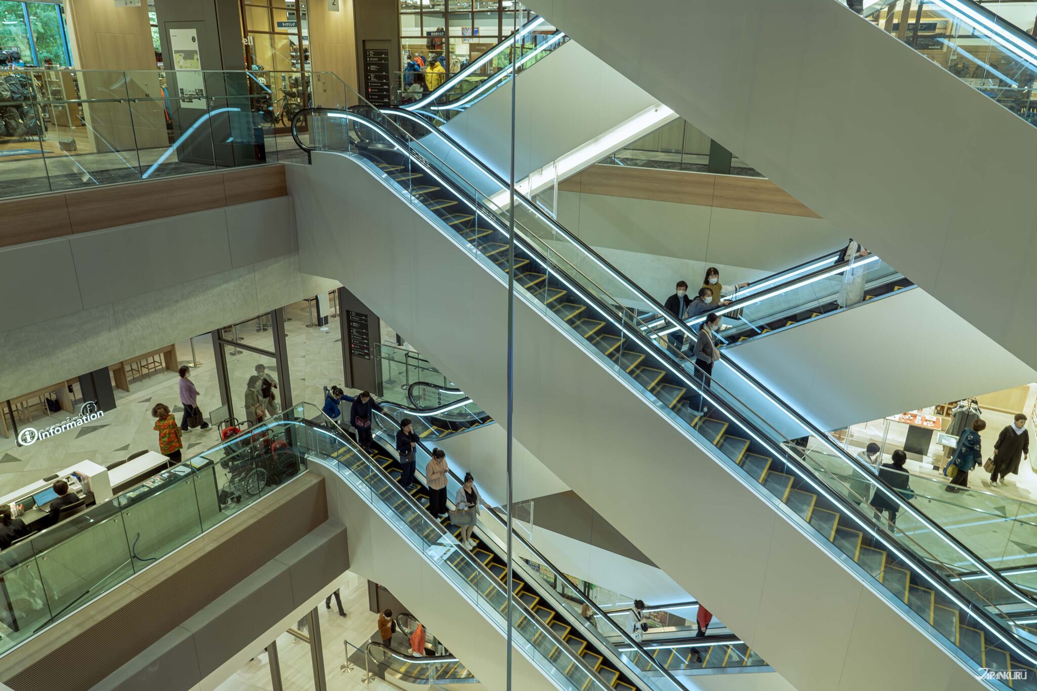 Discover Stylish Nagoya Shopping & Dining at the Chunichi Building ...